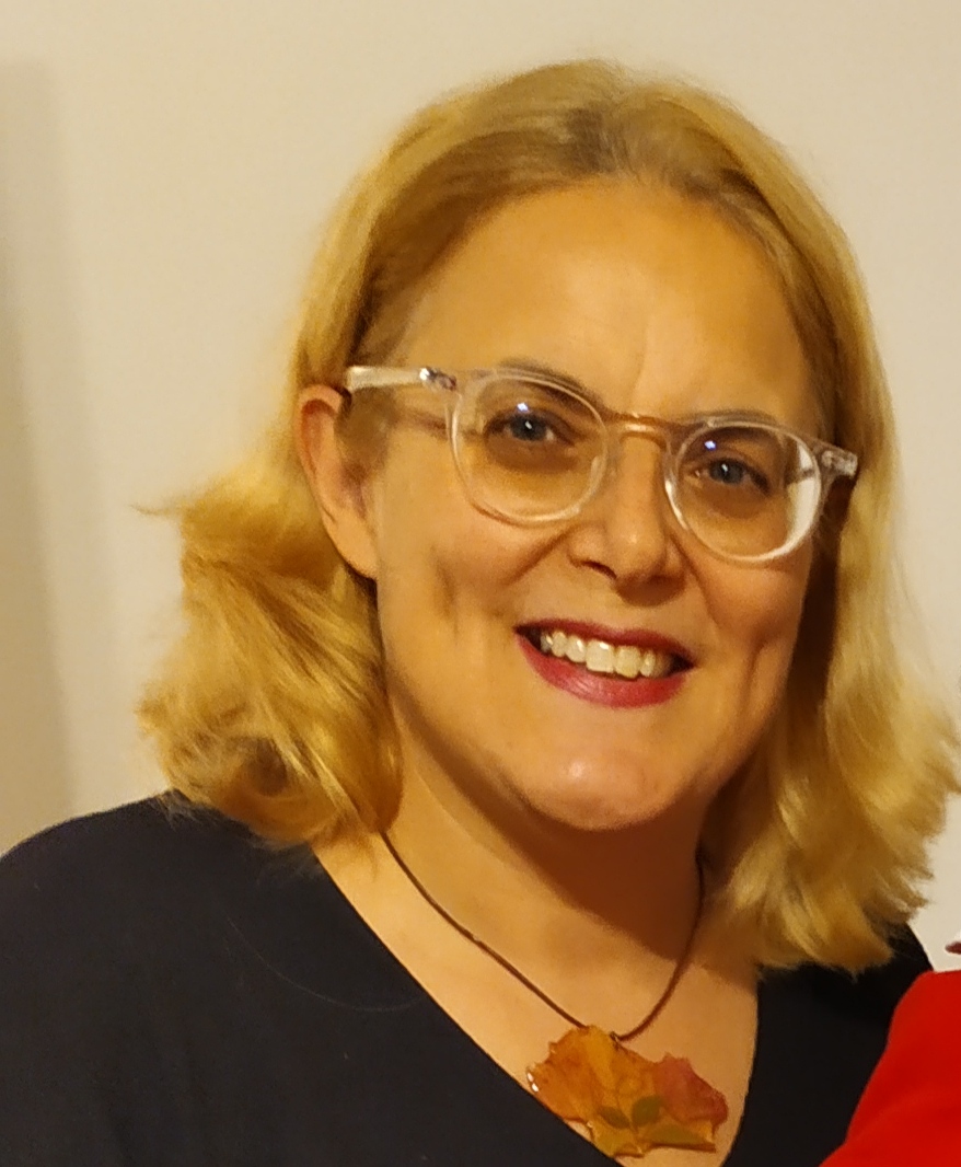 Angela Deromanis - Un luogo dove ciò che è piccolo diventa grande, ciò ...